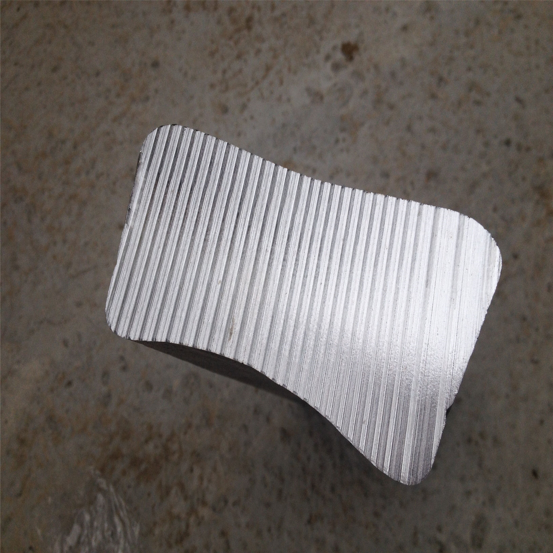 Mg-10% Calcium Magnesium Master Alloy / MgCa Master Alloy Ingot